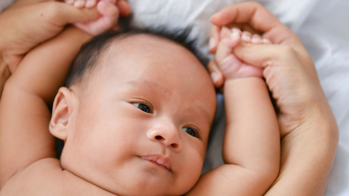 Cara Memanjakan si Kecil dengan Baby Spa Menggunakan Minyak Telon di ...