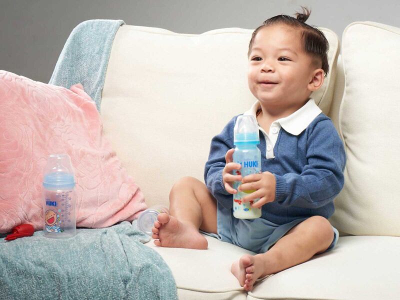 Baby Huki Botol Susu Terbaik Mengurangi Kolik, Pilihan yang Aman dan ...